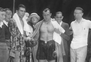 Top 10 Famous White Heavyweight Boxers Of All Time: FightGearGuide